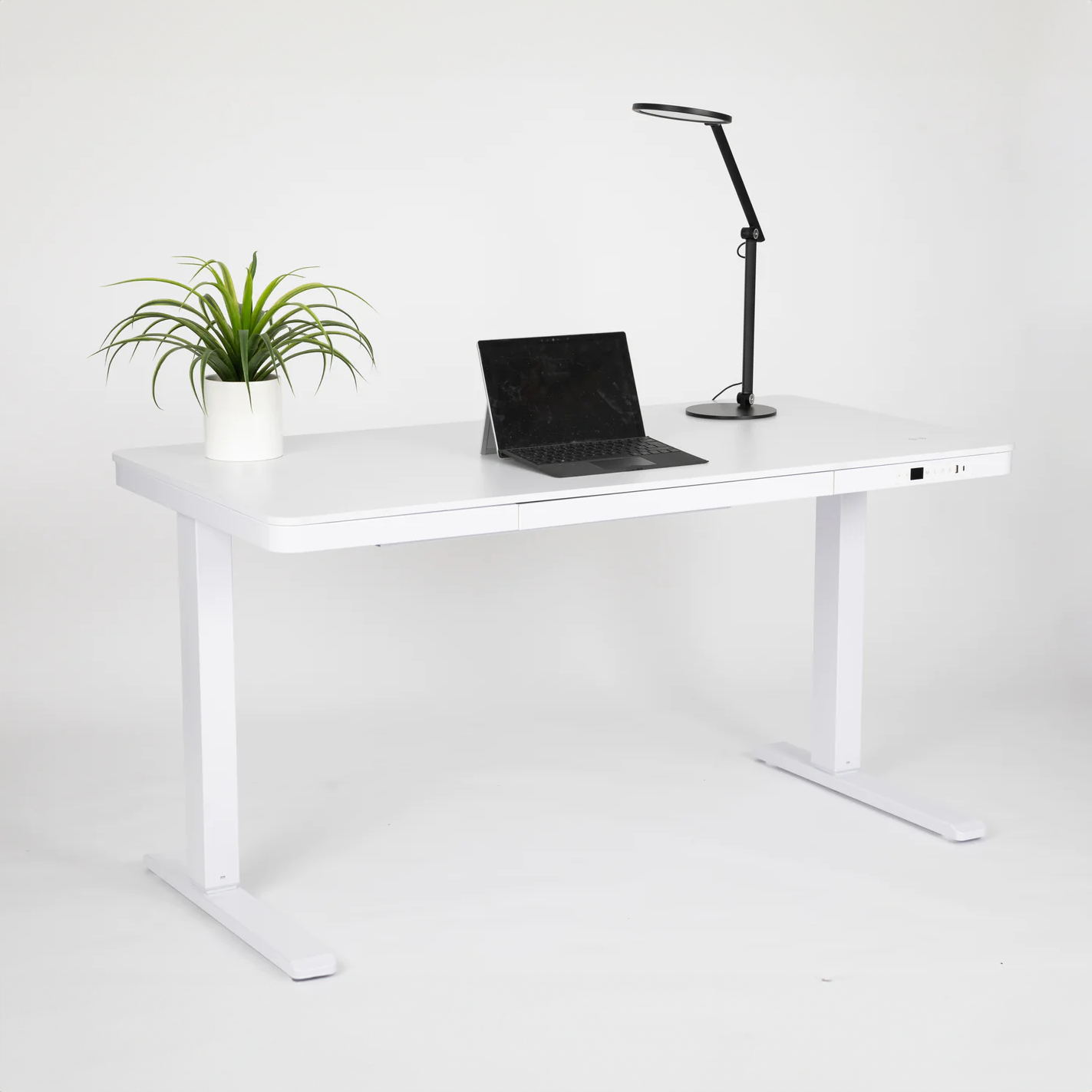 E-Desk | Height Adjustable Desks | Purus Life